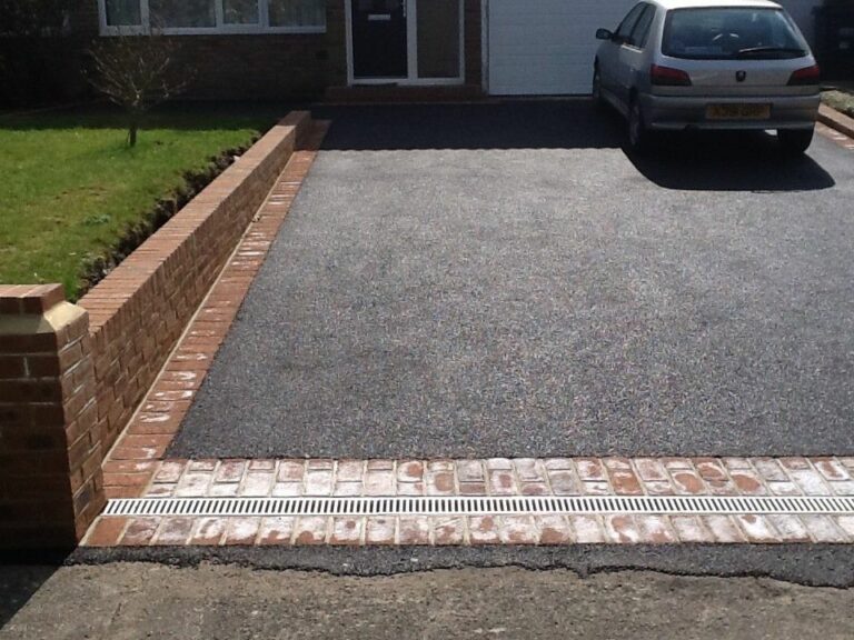 Border Styles For Tarmac / Asphalt | Beckingham Block Paving LTD